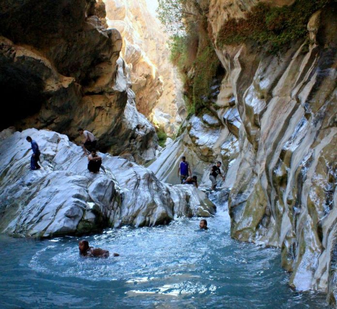 Moola Chotok Breathtaking Hidden Gem of Khuzdar - Story.com.pk