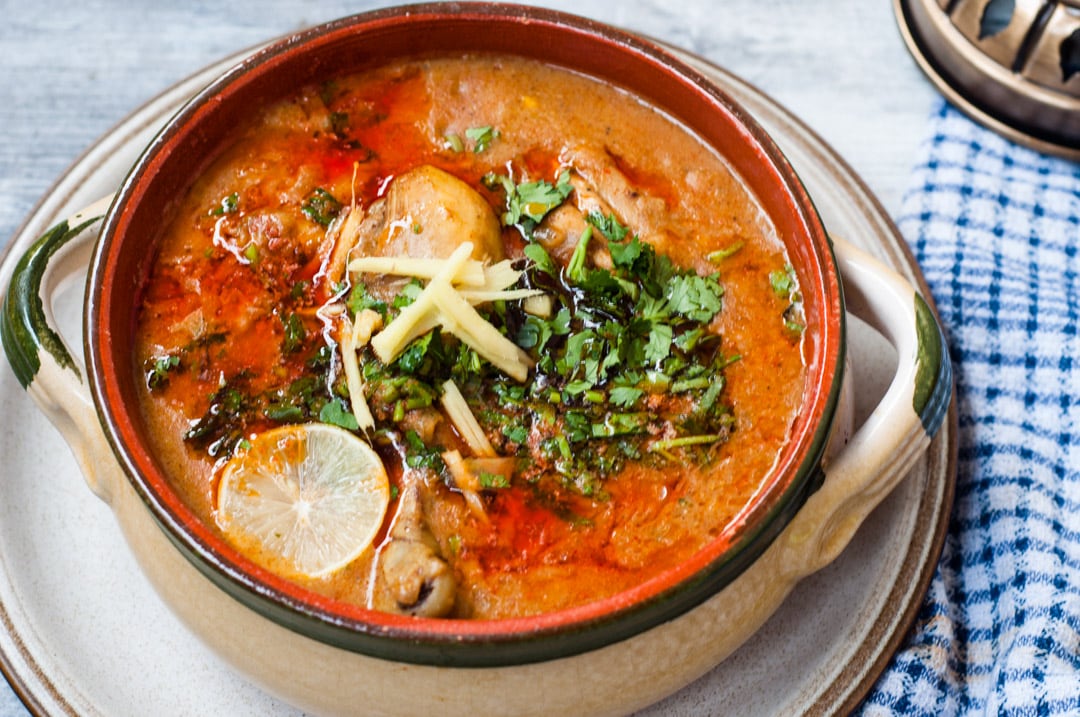 11 Best Pakistani Traditional Dishes to eat with family - Story.com.pk